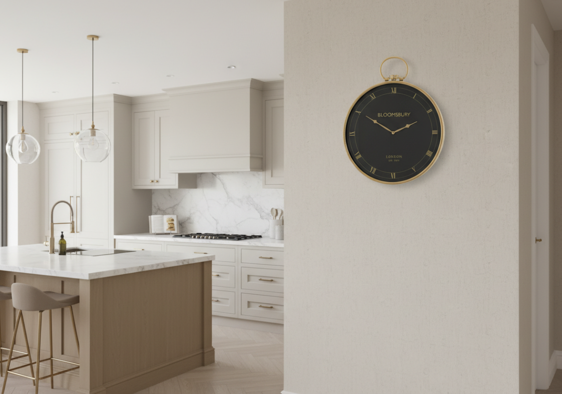 Hammersmith Large Pocket Wall Clock – Chimes Home & Garden